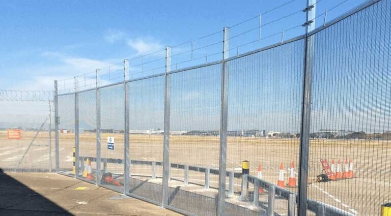 Exploring 6 Benefits of Installing a Residential Security Fence - Good ...